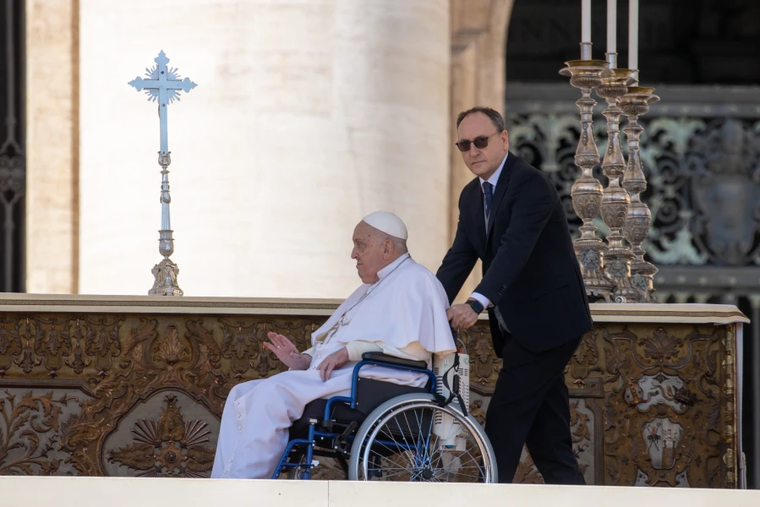 The Pope’s Nurse and Quiet Strength in His Final Years